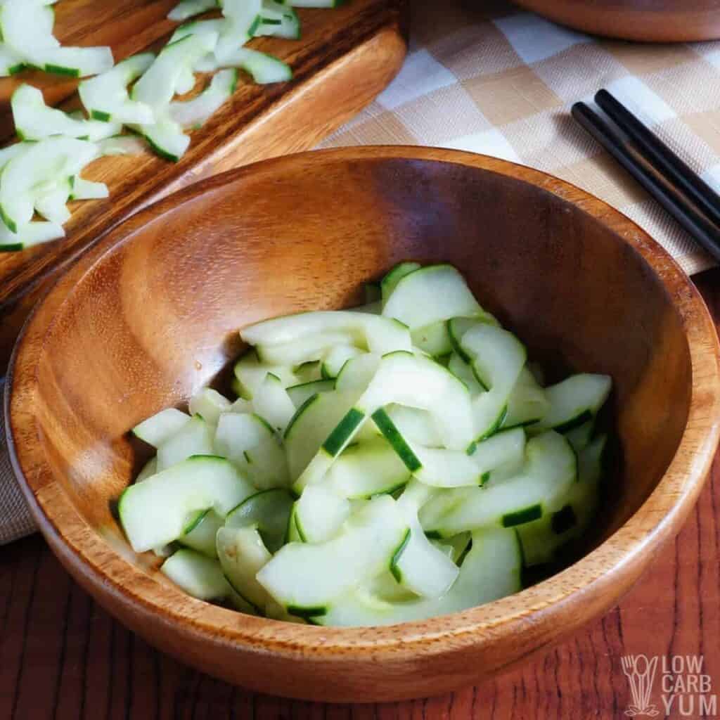 Sunomono Japanese Cucumber Salad Recipe - Low Carb Yum