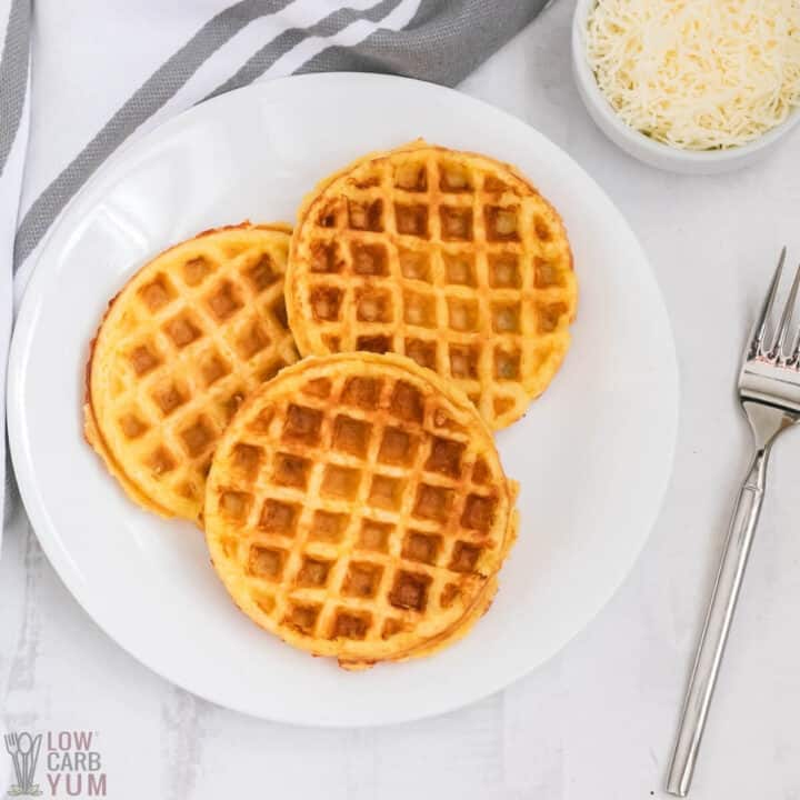 The Best Easy Keto Chaffles Recipe 4 Ingredients Low Carb Yum