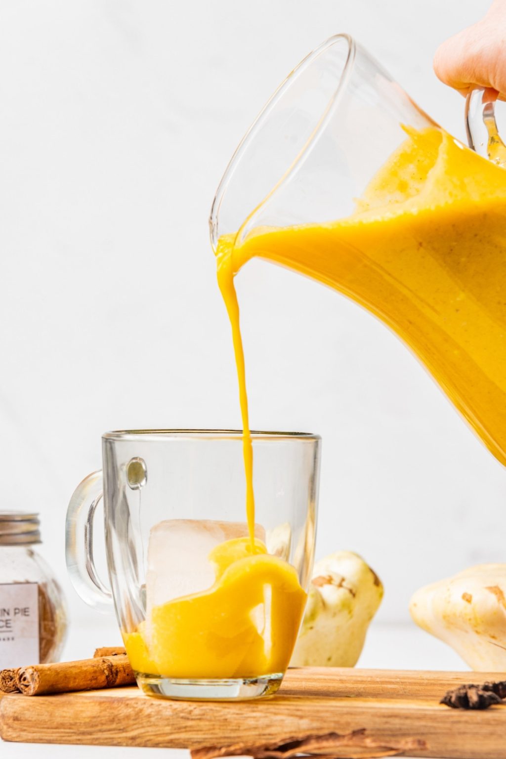 Healthy Pumpkin Smoothie (With Pumpkin Pie Spice) - Low Carb Yum