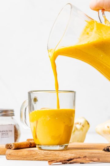 Healthy Pumpkin Smoothie (With Pumpkin Pie Spice) - Low Carb Yum