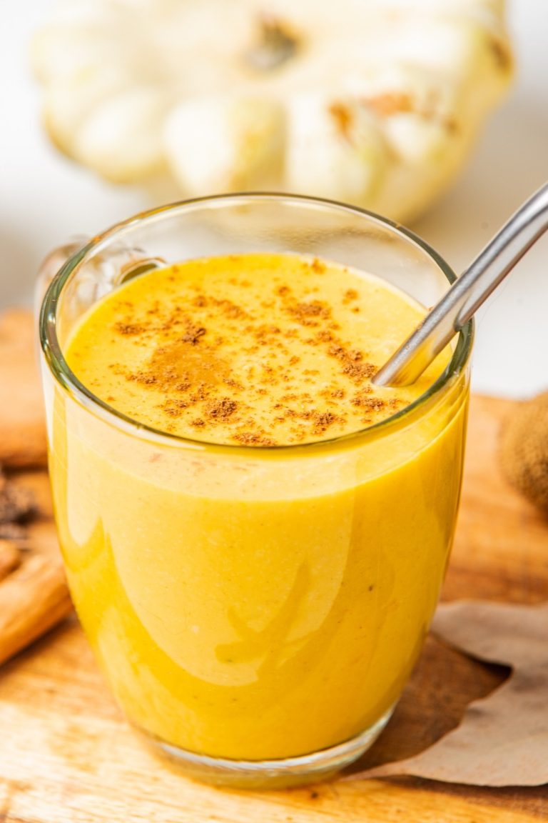 Healthy Pumpkin Smoothie (With Pumpkin Pie Spice) - Low Carb Yum